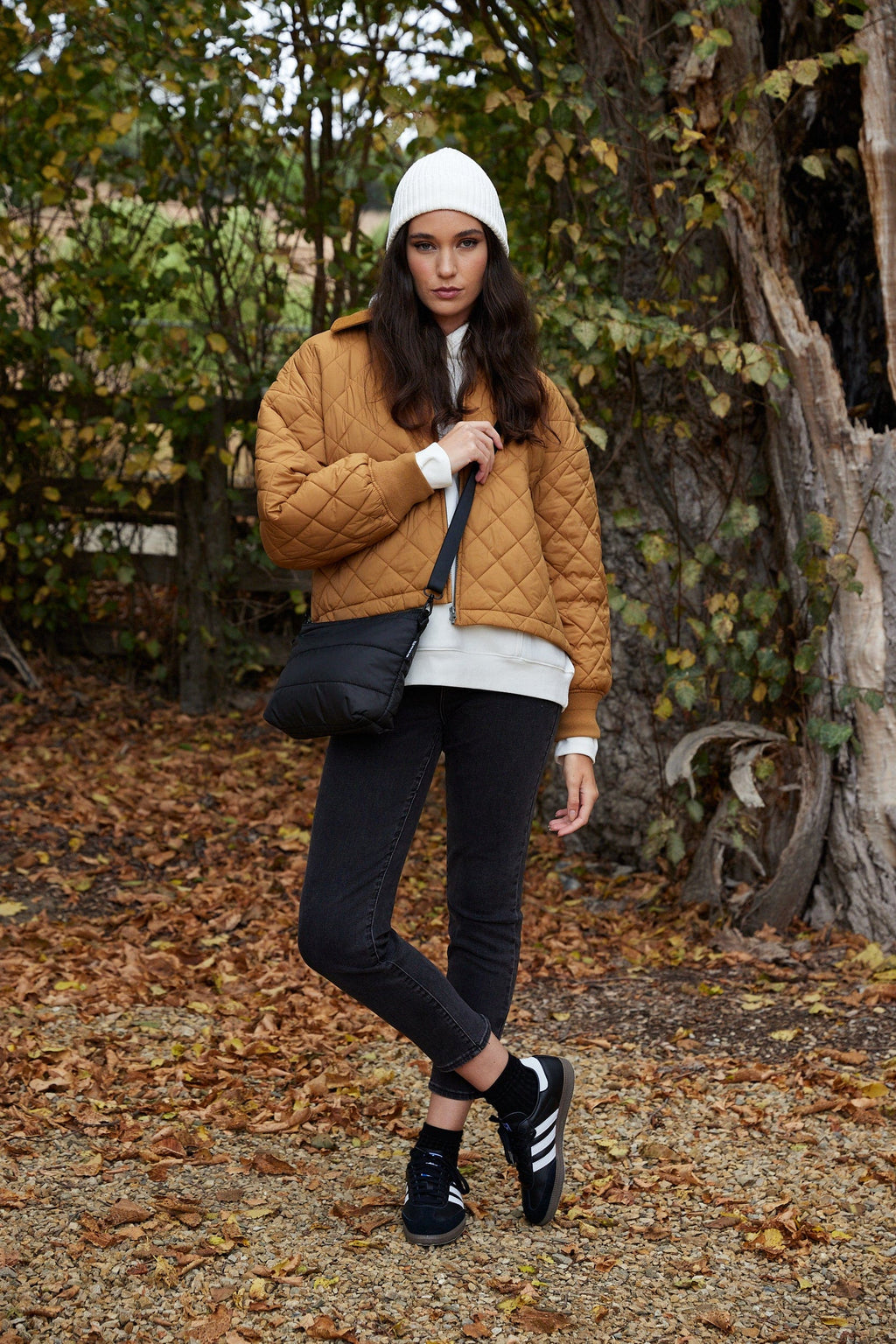 Stash Base Crossbody | Cloud Crossbody Bag With Zip – Base Supply